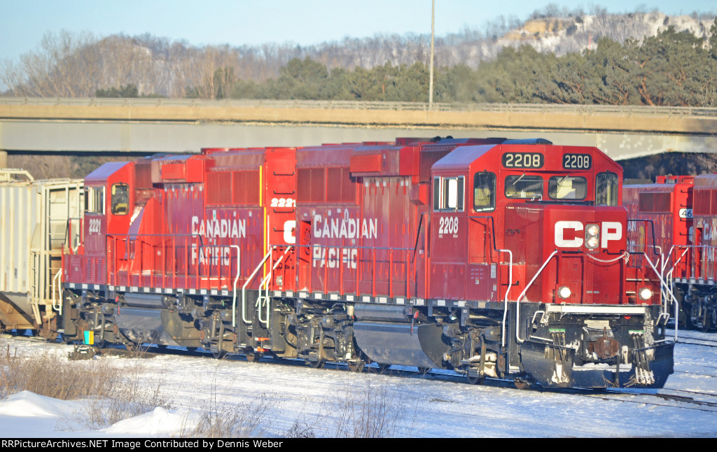 CP 2208, CP's La Crosse Yard.